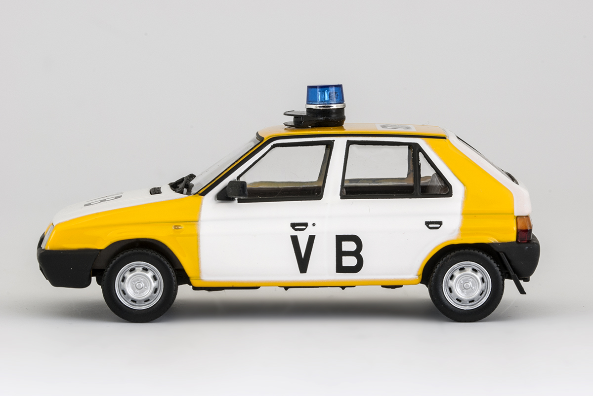 Majáky pro modely 1:43 z dílny Czech Auto Legends – nejlepší provedení ...